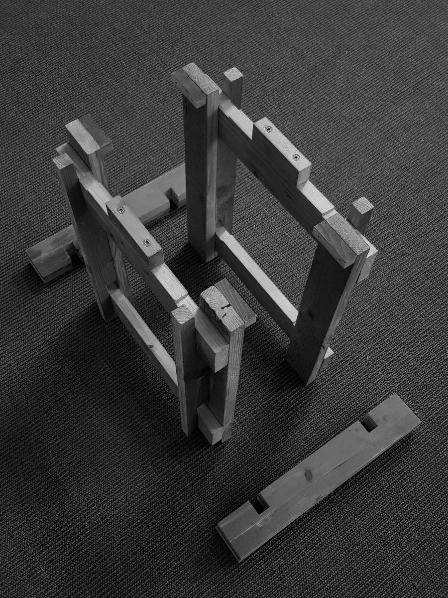 Modular Stool – Leo Kauntz Moderini